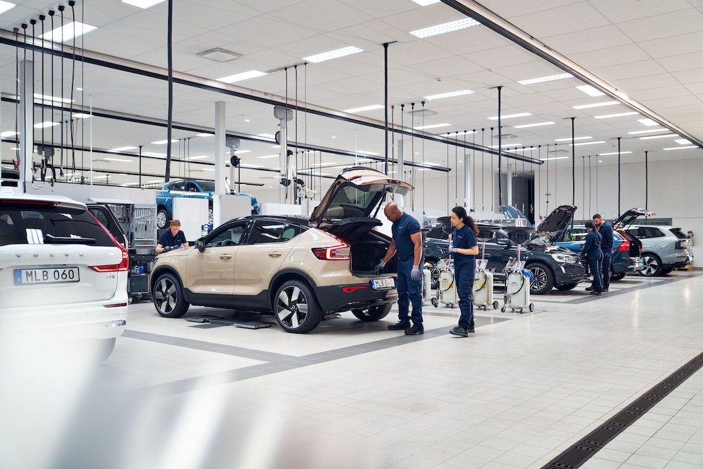 Volvo Car Service Plan & Maintenance | Volvo Cars UK